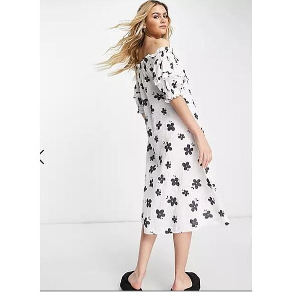 Lost Ink | Dresses | Lost Ink Nwt Off Shoulder Floral Print Black White ...